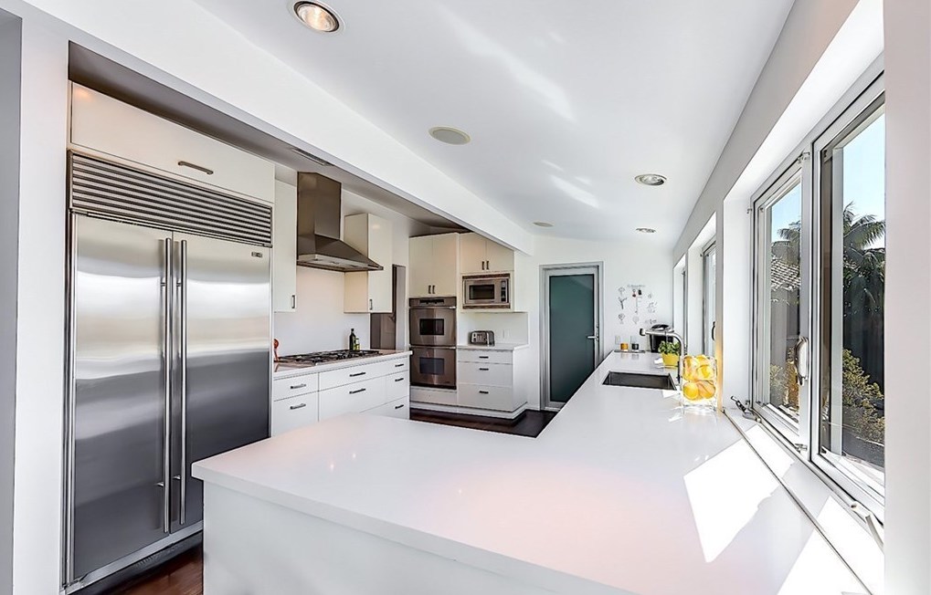 Glamorous Mid-Century Modern Luxury with a Pool in Laughlin Park!